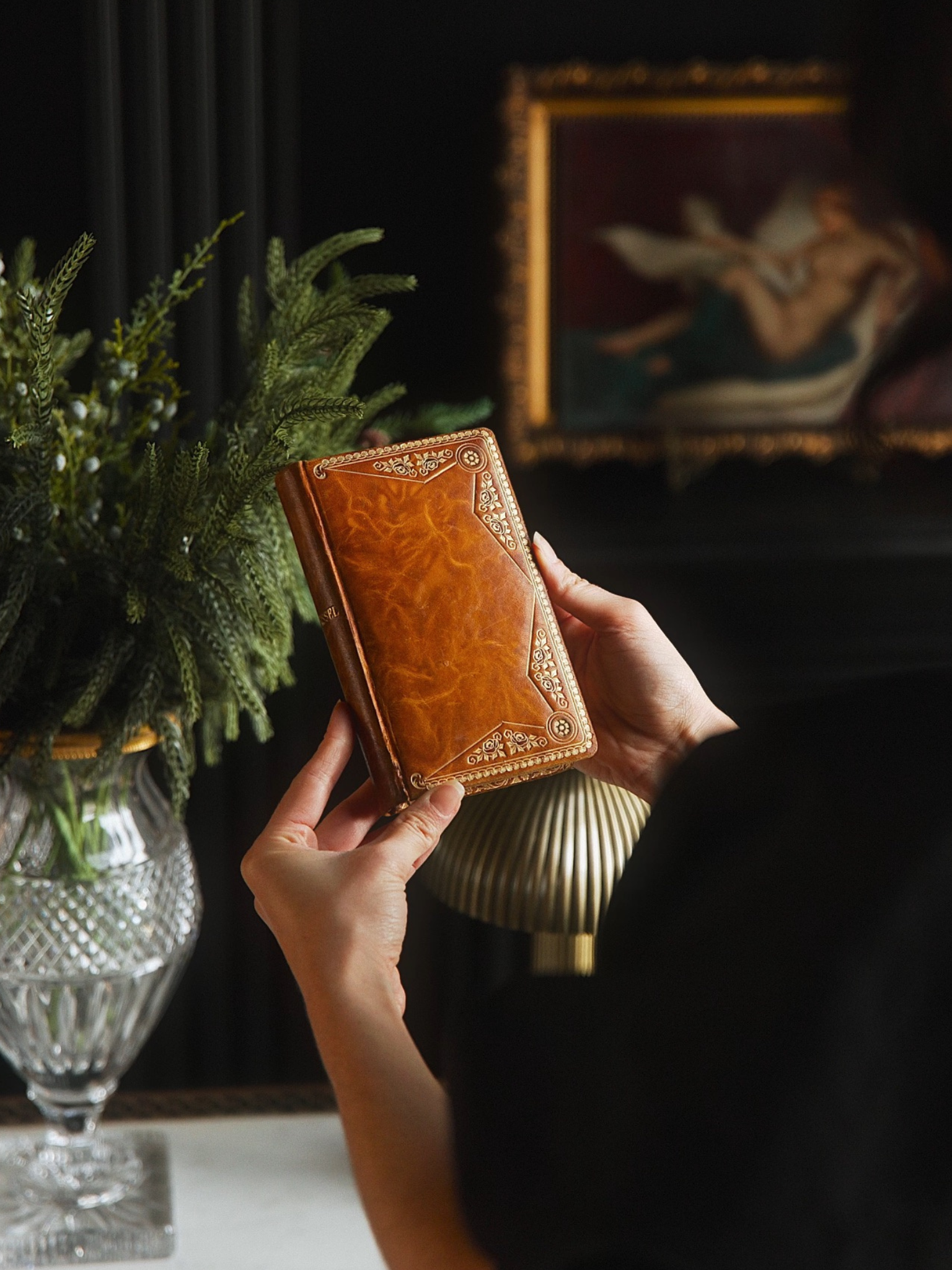 Early 20th-Century French Missel de la Sainte Vierge, Limoges Edition